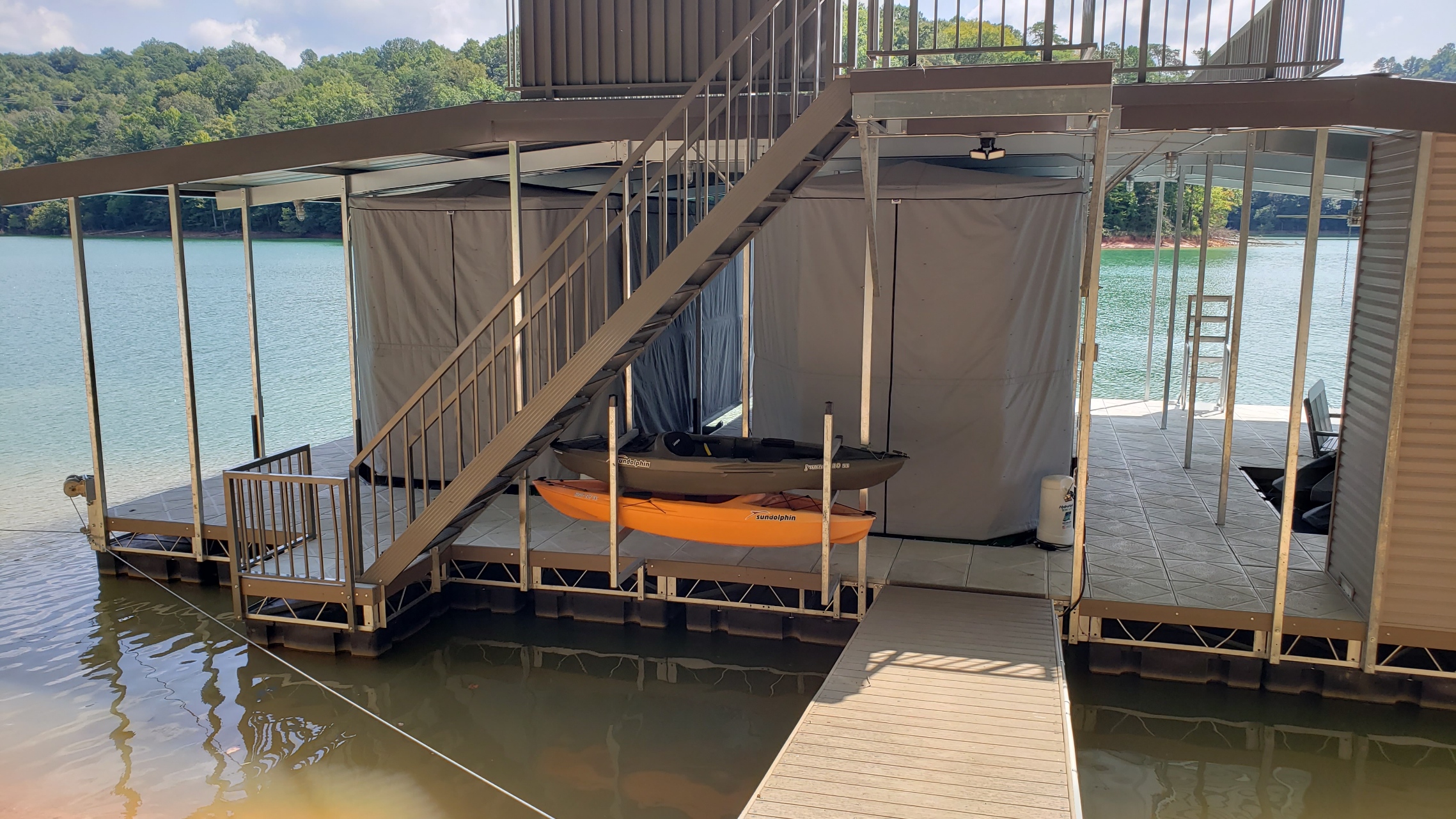 Touchless Boat Cover LIFETIME DOCKS LLC